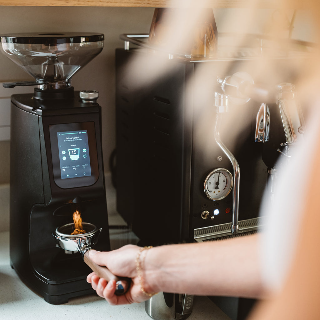How To Dial In Your Espresso Grinder – Clive Coffee