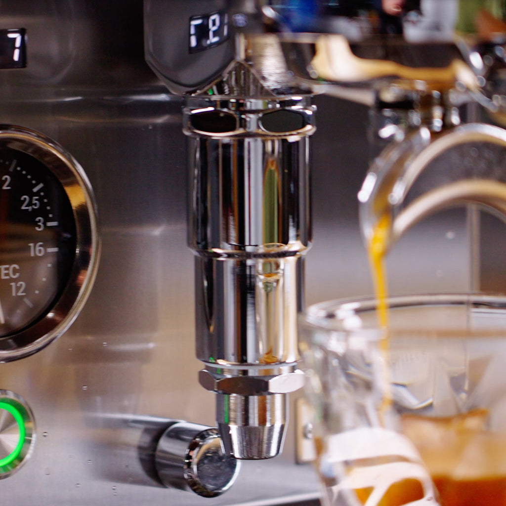 Nine Bar Pressure: Espresso's Greatest Accident? – Clive Coffee