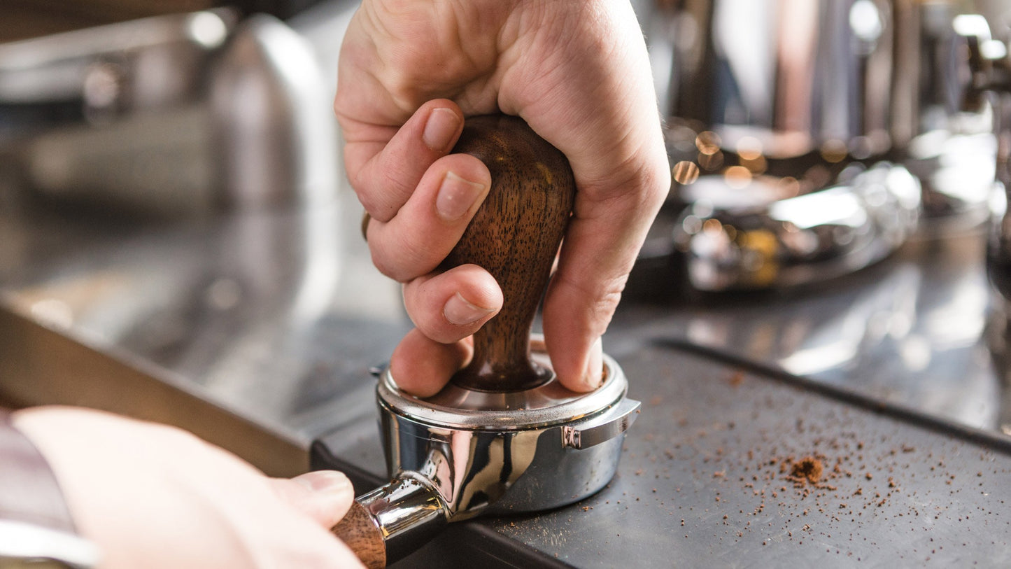 How to Perfect Your Tamp – Clive Coffee